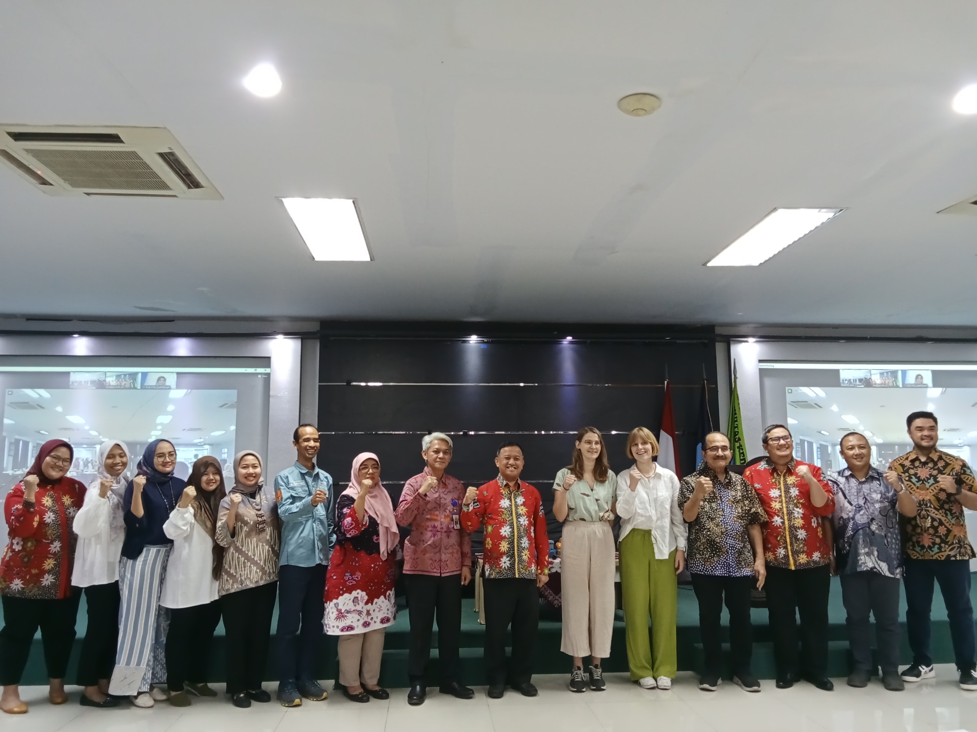 FK UGJ Adakan Upacara Penutupan bagi Dua Mahasiswa Asal Belanda – Kacenews