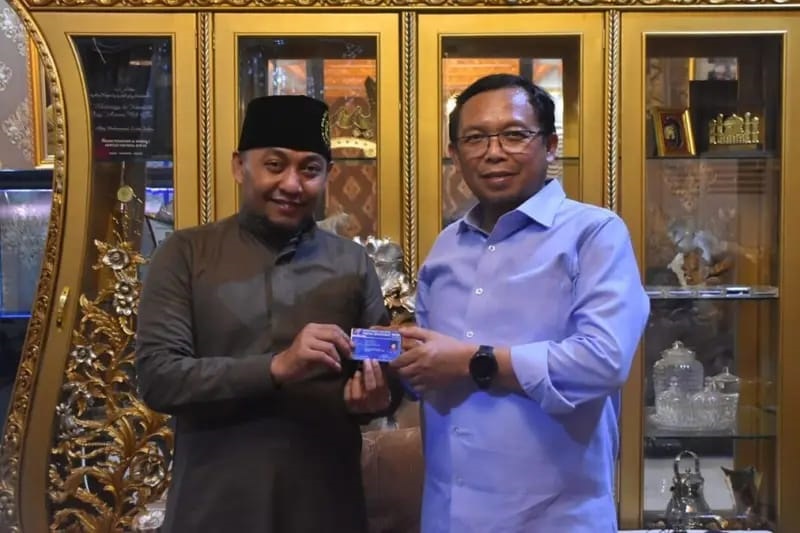 Ustadz Ujang Bustomi Resmi Jadi Kader Partai Demokrat – Kacenews